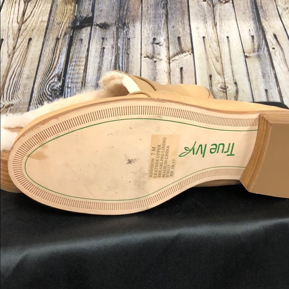 true ivy | Shoes | True Ivy Addison Tan Mule Sz 7 | Poshmark
